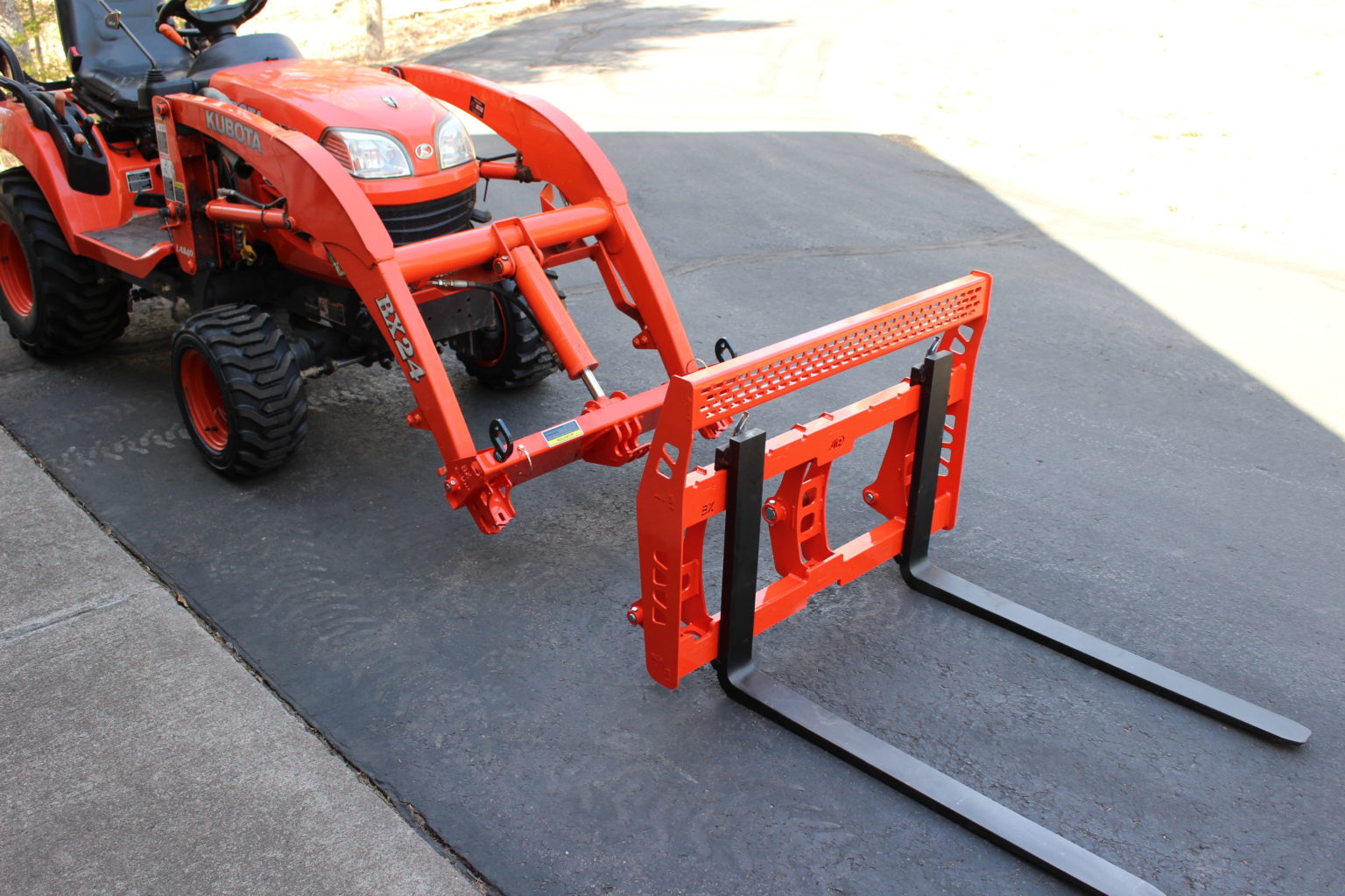 Kubota BX quick attach rock bucket for tractor attachment - Ai2 Products